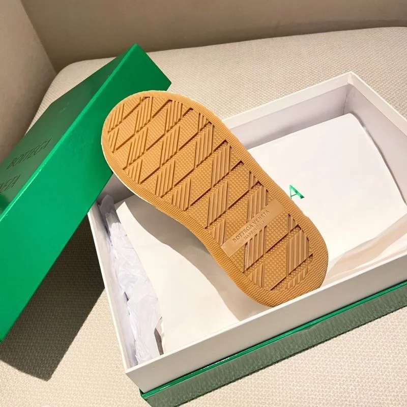 Low-cost Bottega Veneta Shoes