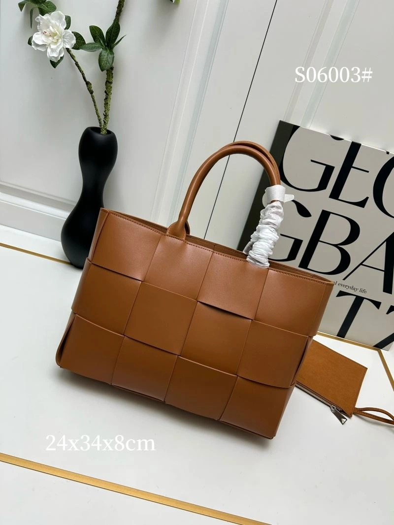 Official Bottega Veneta Shopping Bags