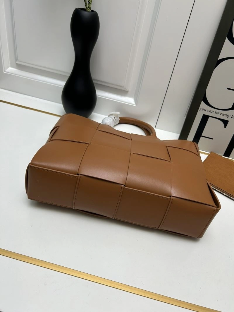 Official Bottega Veneta Shopping Bags