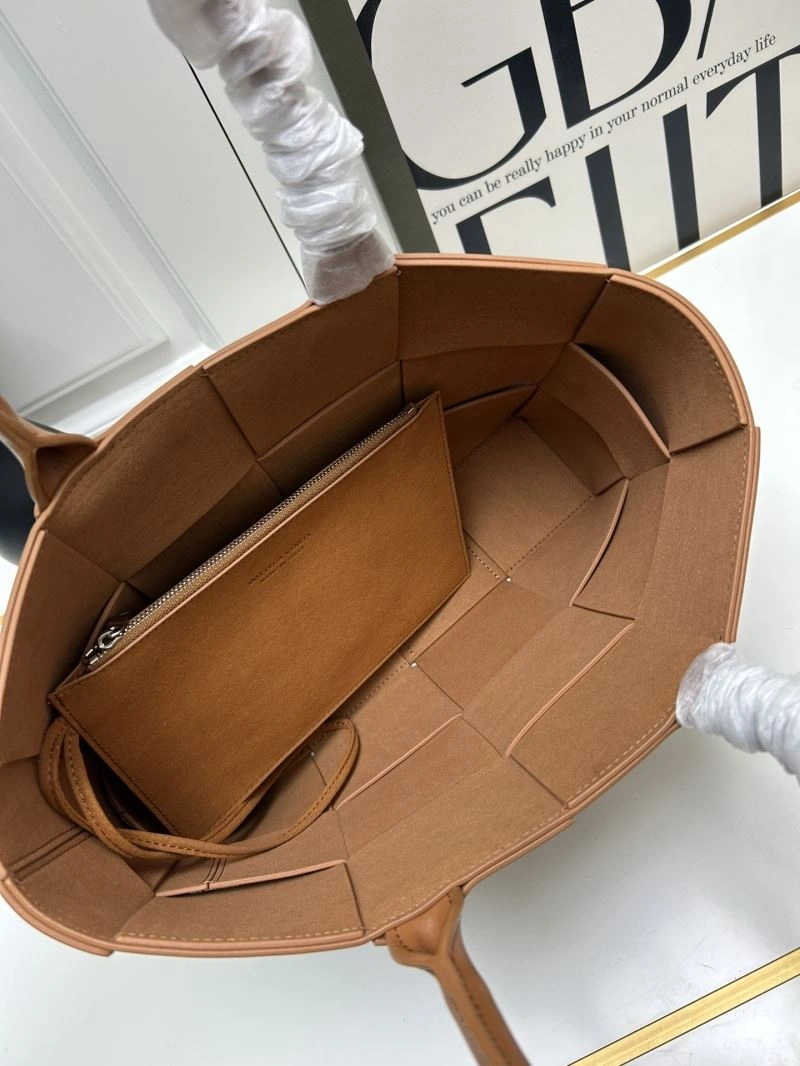 Official Bottega Veneta Shopping Bags