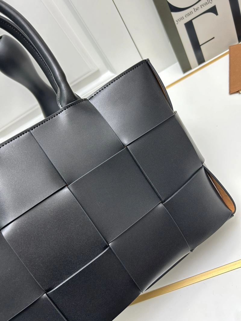 Real Bottega Veneta Shopping Bags