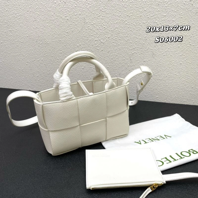 High accuracy Bottega Veneta Shopping Bags