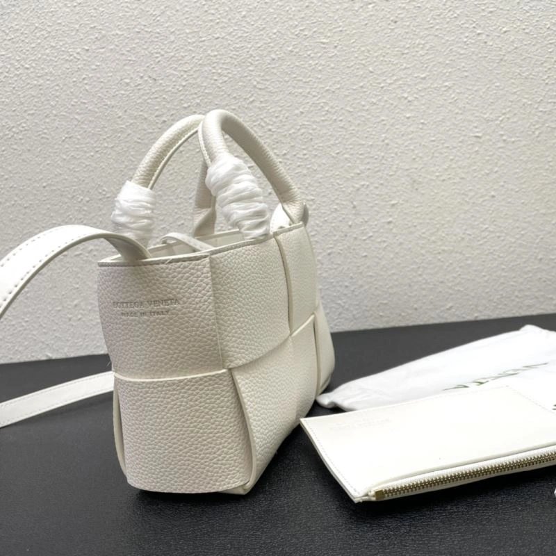 High accuracy Bottega Veneta Shopping Bags