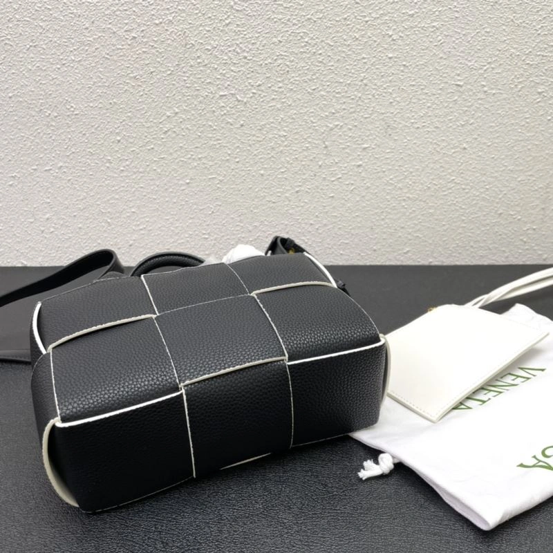 Indistinguishable Bottega Veneta Shopping Bags