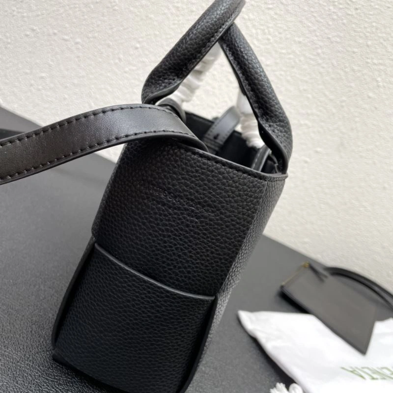 Affordable Bottega Veneta Shopping Bags