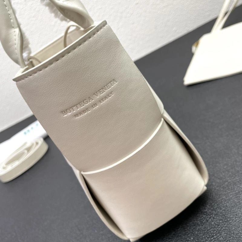 High accuracy Bottega Veneta Shopping Bags