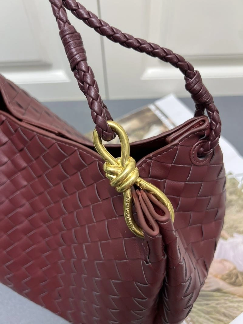 Inexpensive Bottega Veneta Shopping Bags