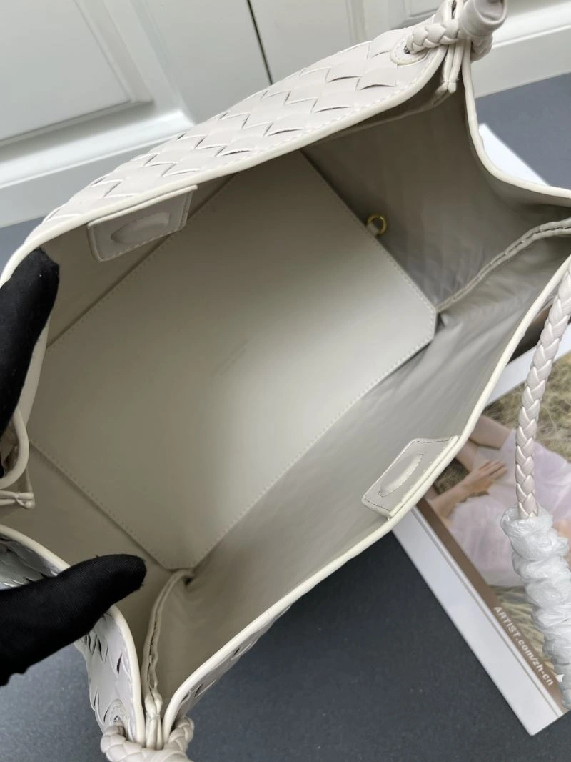 High accuracy Bottega Veneta Shopping Bags