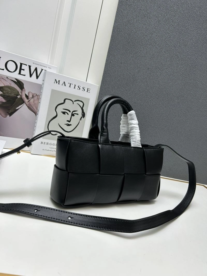 Factory-made Bottega Veneta Shopping Bags