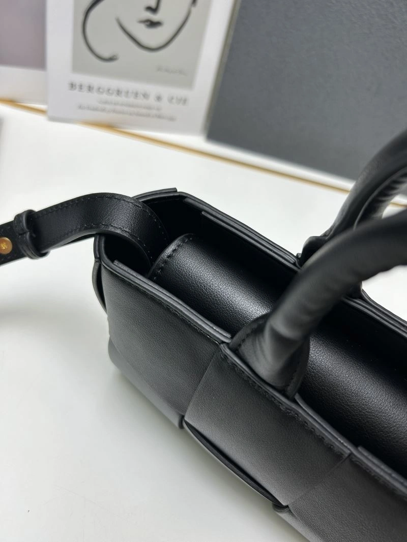 Factory-made Bottega Veneta Shopping Bags