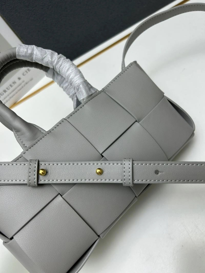 Exact replica Bottega Veneta Shopping Bags