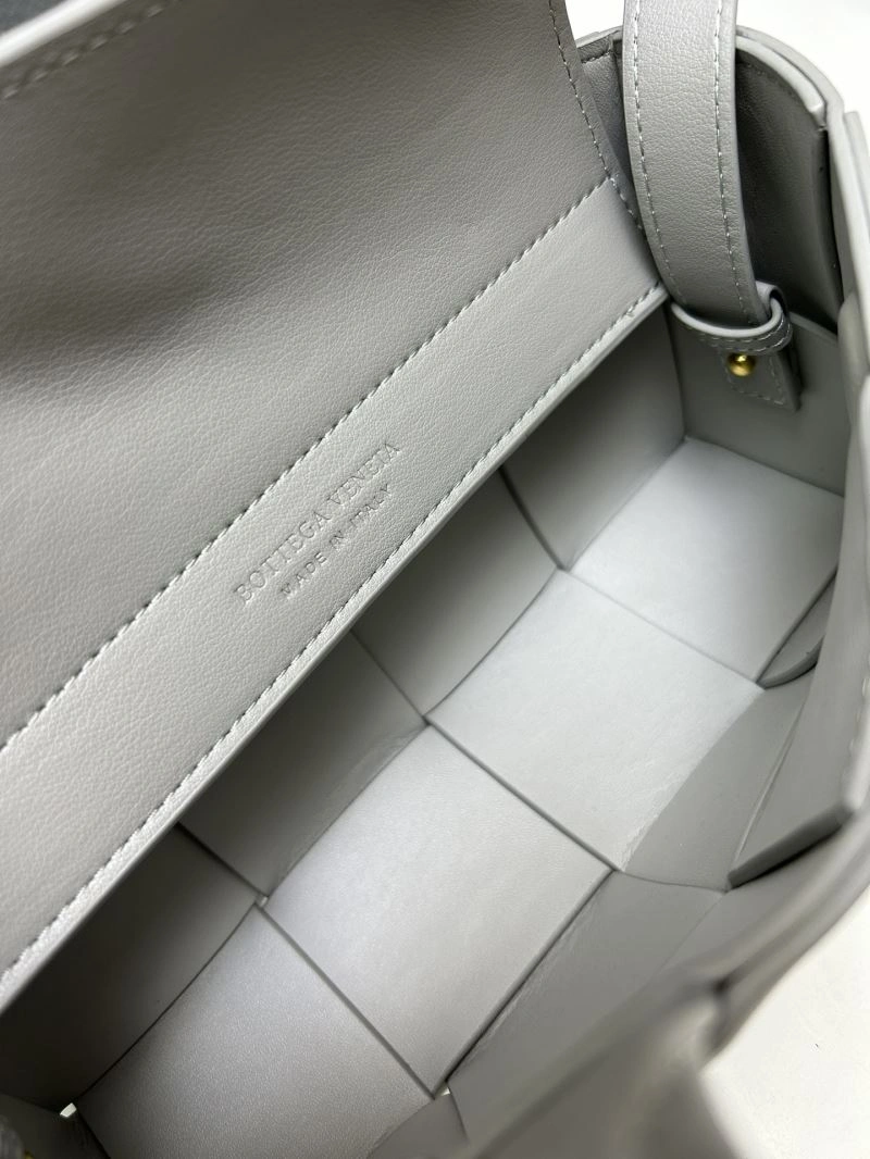 Exact replica Bottega Veneta Shopping Bags