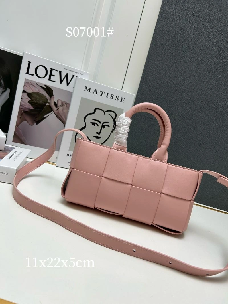 Brand-authenticated Bottega Veneta Shopping Bags