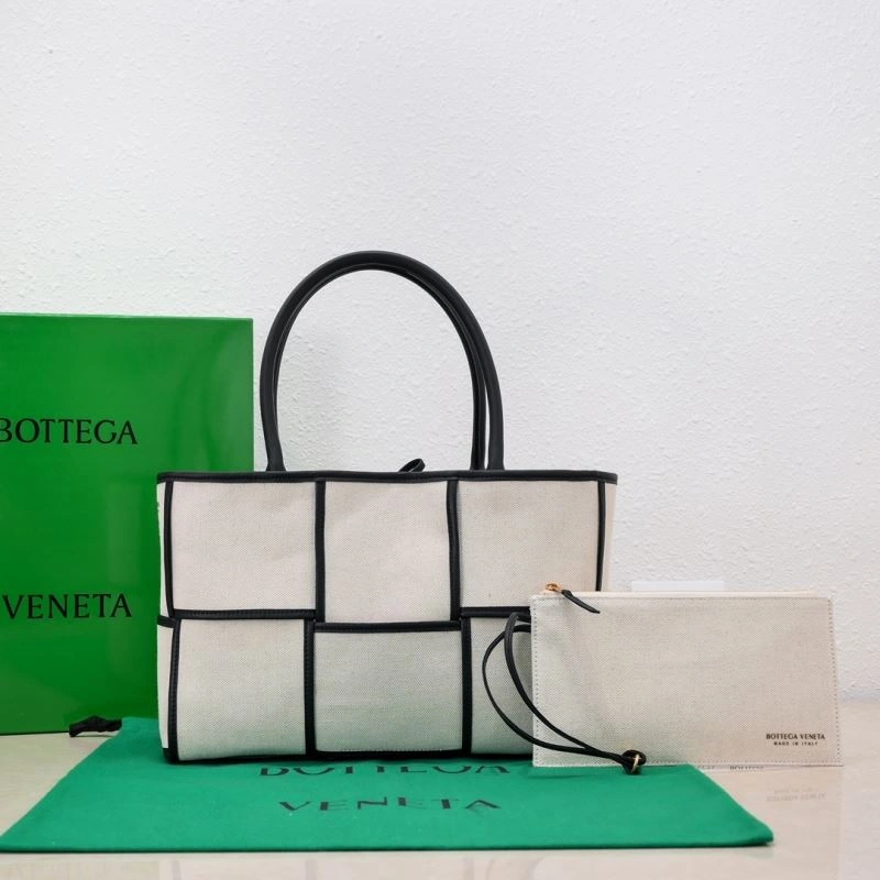 High accuracy Bottega Veneta Shopping Bags