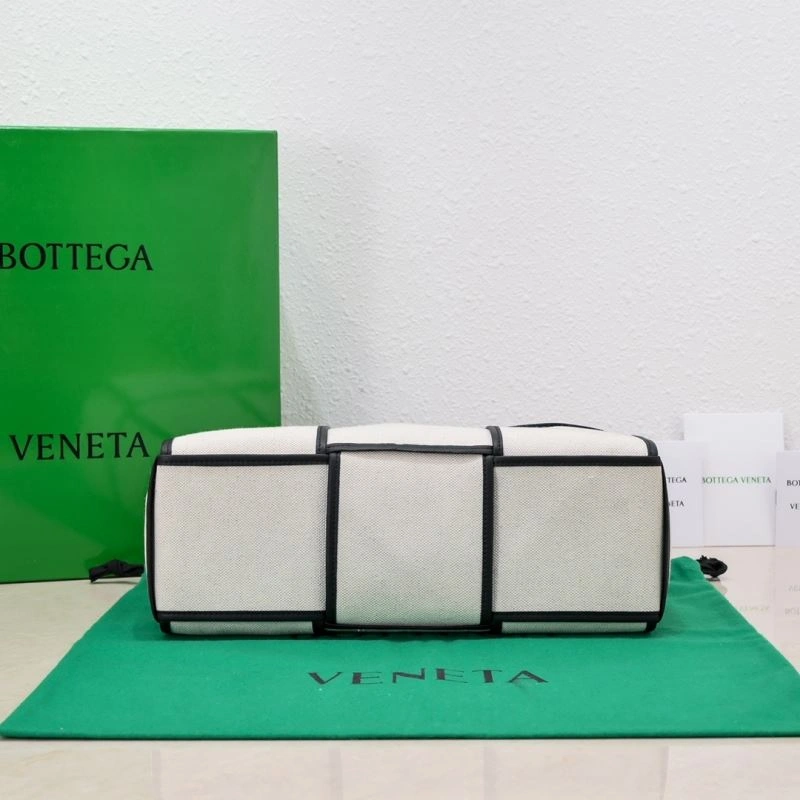 High accuracy Bottega Veneta Shopping Bags