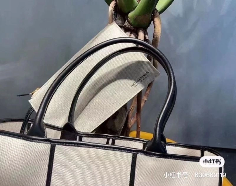 High accuracy Bottega Veneta Shopping Bags