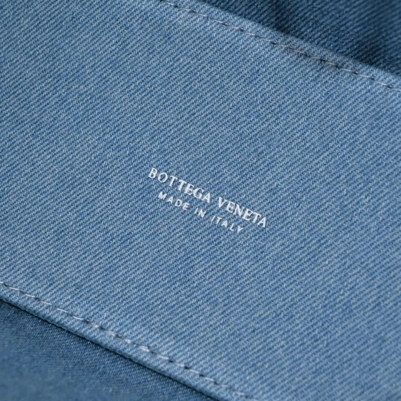 Bargain Bottega Veneta Shopping Bags