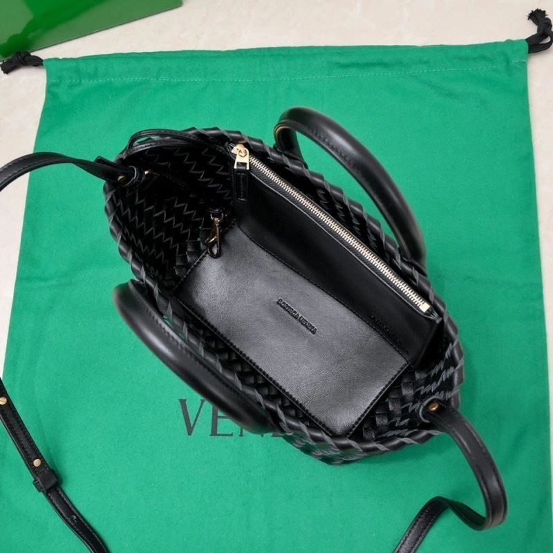 Reasonably priced Bottega Veneta Shopping Bags