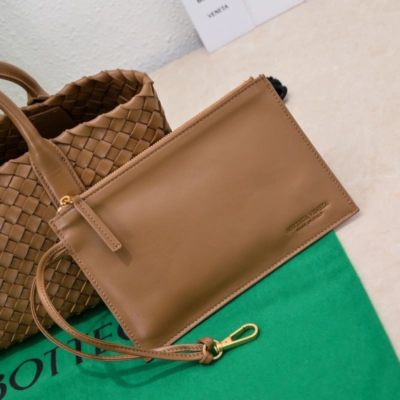 Affordable Bottega Veneta Shopping Bags