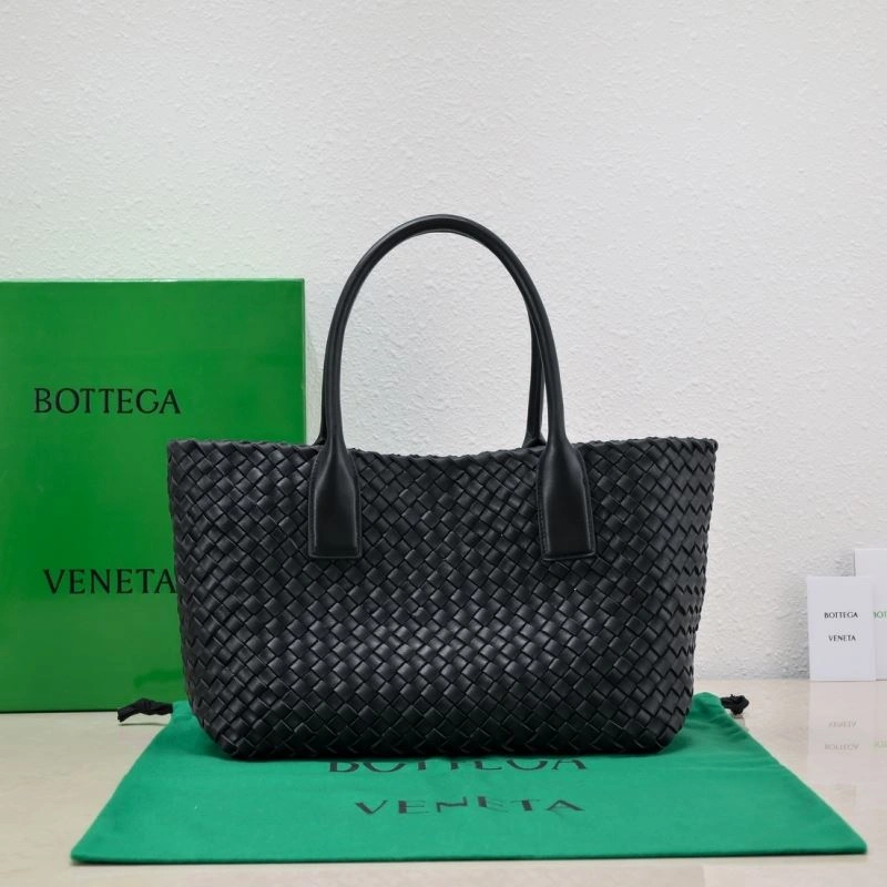 Affordable Bottega Veneta Shopping Bags