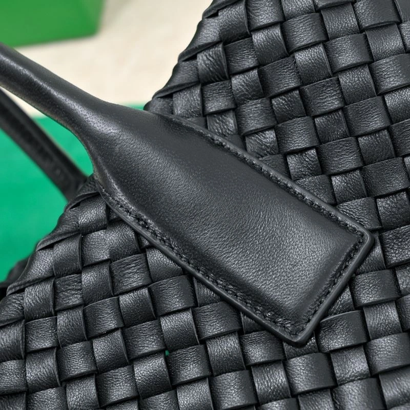 Affordable Bottega Veneta Shopping Bags