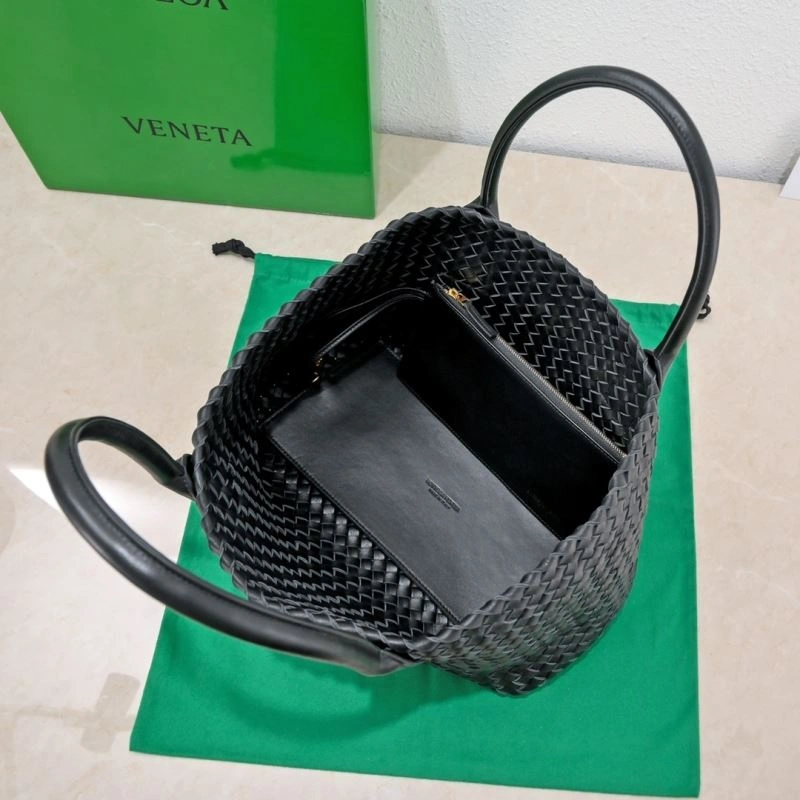 Affordable Bottega Veneta Shopping Bags