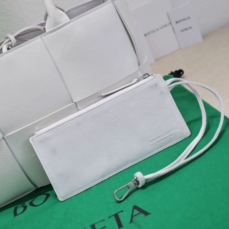 Brand-original Bottega Veneta Shopping Bags