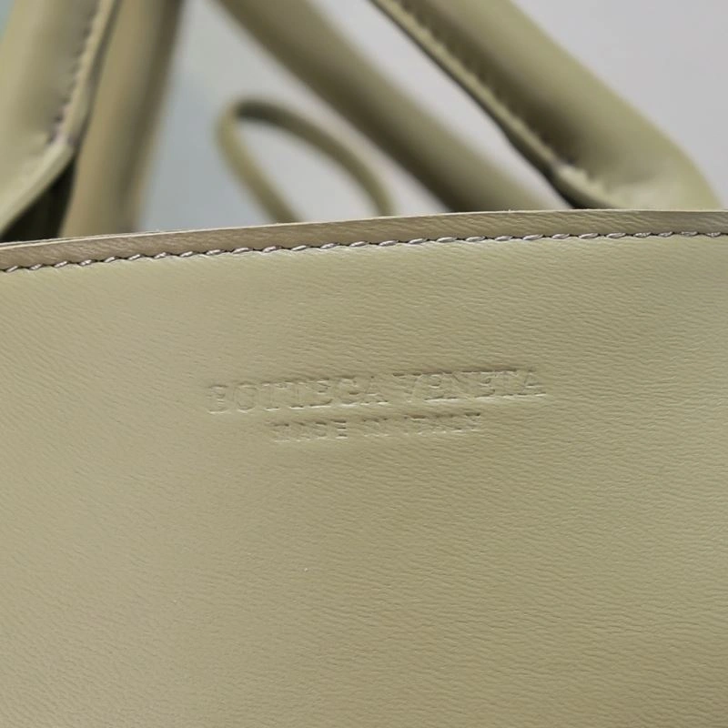 High fidelity Bottega Veneta Shopping Bags