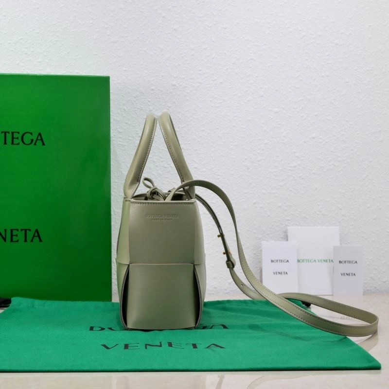 Low-cost Bottega Veneta Shopping Bags