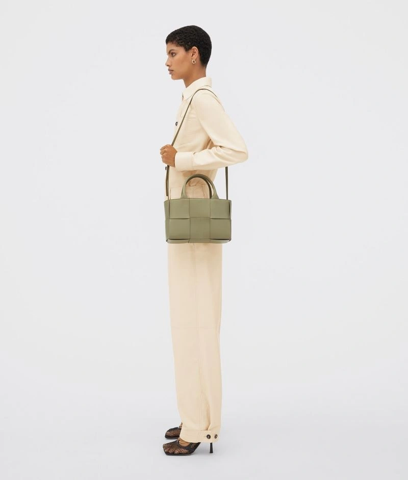 Low-cost Bottega Veneta Shopping Bags