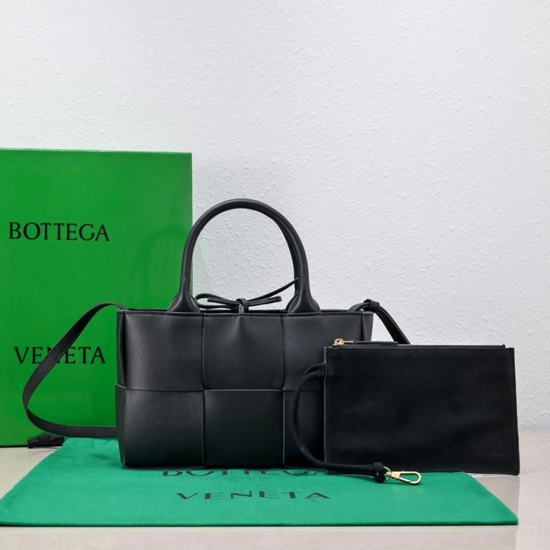 Indistinguishable Bottega Veneta Shopping Bags