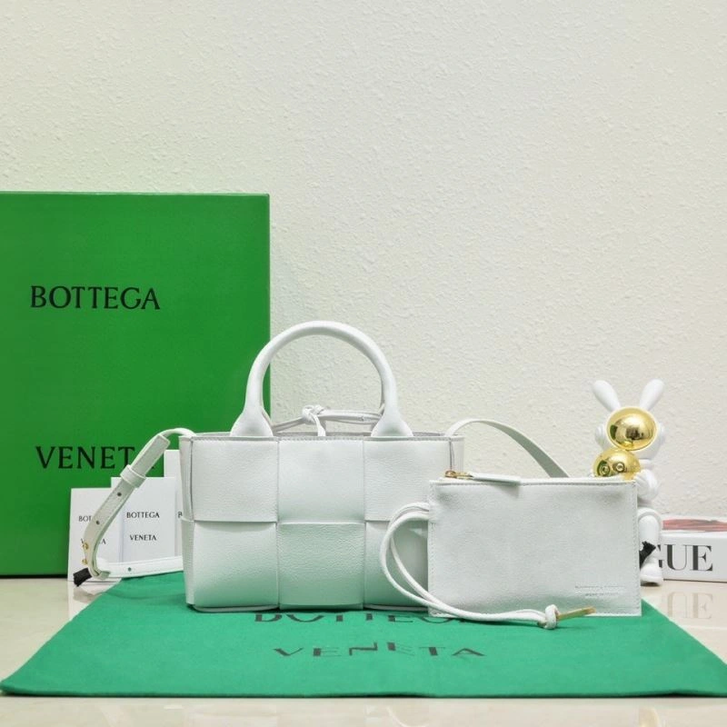 Top mirror Bottega Veneta Shopping Bags