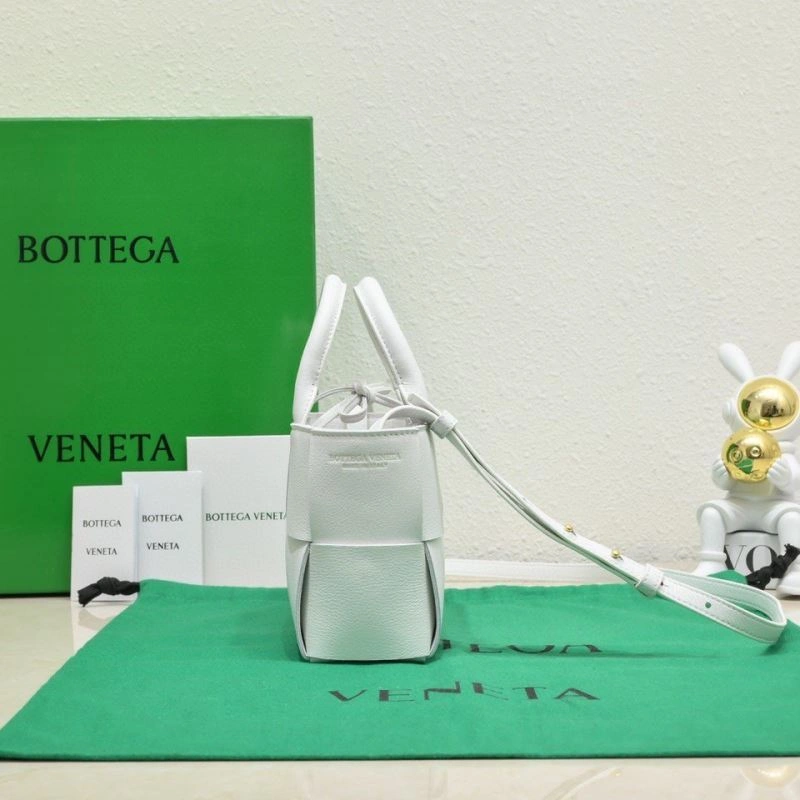 Top mirror Bottega Veneta Shopping Bags