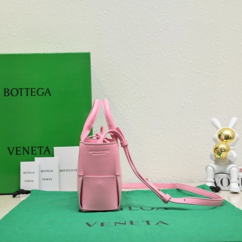 Economical Bottega Veneta Shopping Bags