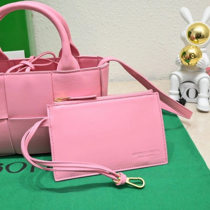 Economical Bottega Veneta Shopping Bags