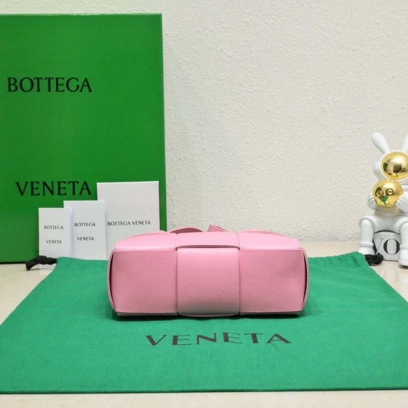 Economical Bottega Veneta Shopping Bags