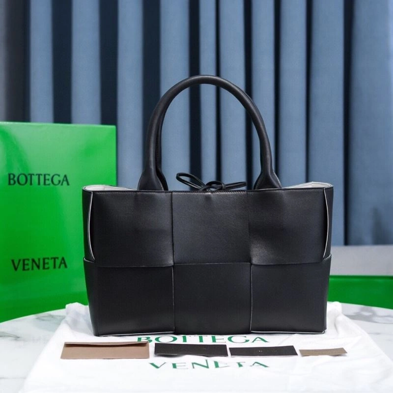Exact replica Bottega Veneta Shopping Bags