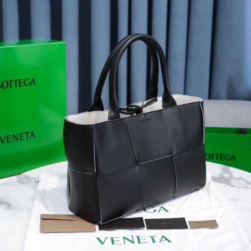 Exact replica Bottega Veneta Shopping Bags