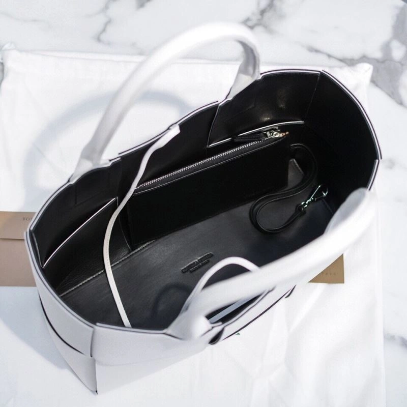 Genuine Bottega Veneta Shopping Bags