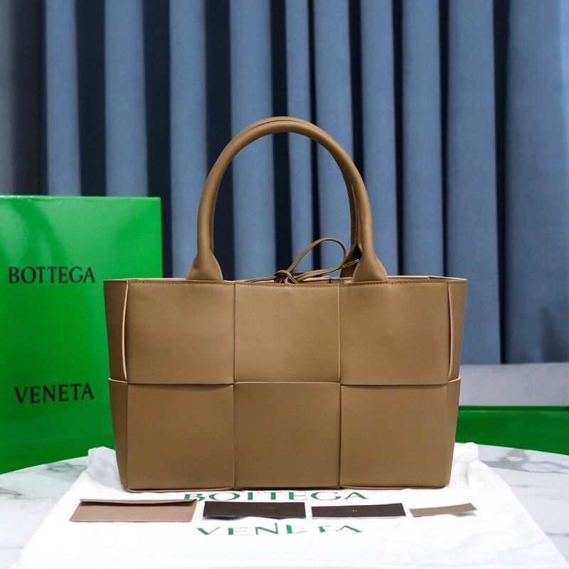 Real Bottega Veneta Shopping Bags
