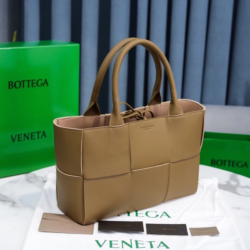 Real Bottega Veneta Shopping Bags