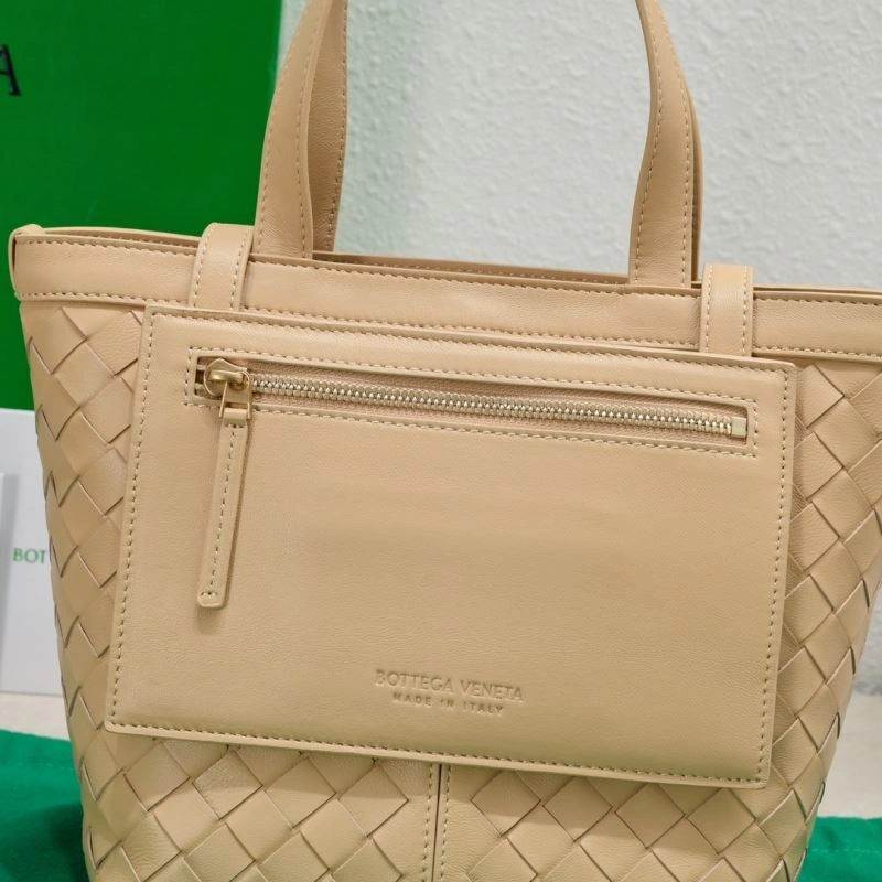 Low-cost Bottega Veneta Shopping Bags