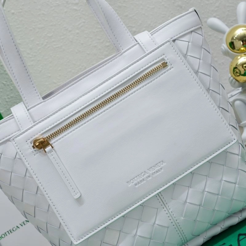 Cut-rate Bottega Veneta Shopping Bags