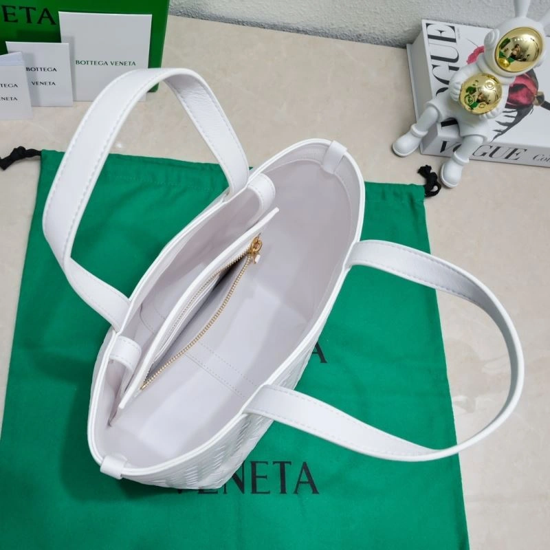 Cut-rate Bottega Veneta Shopping Bags