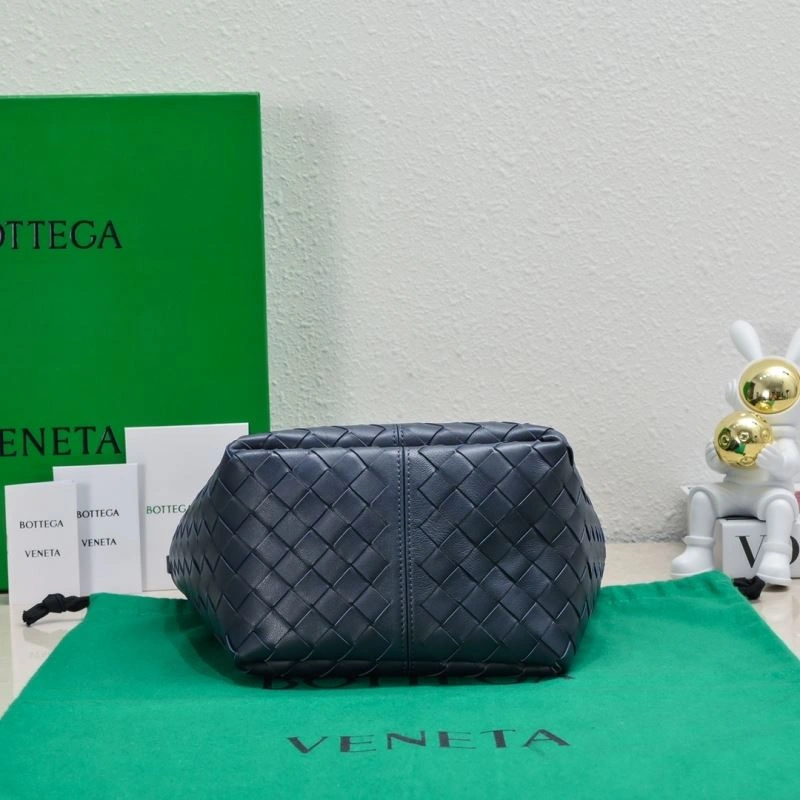 Discounted Bottega Veneta Shopping Bags