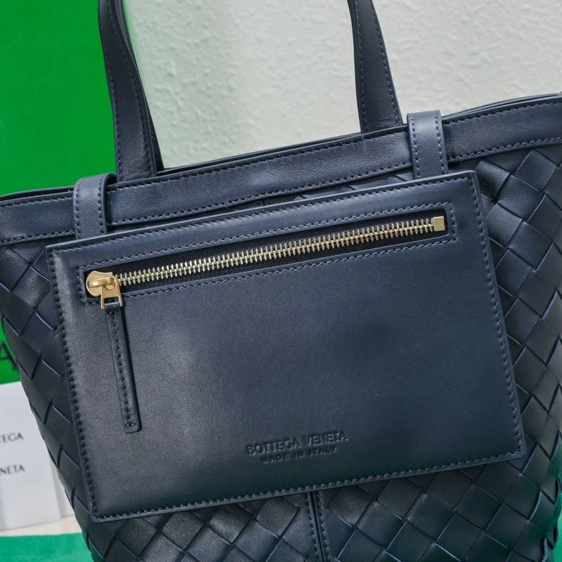 Discounted Bottega Veneta Shopping Bags