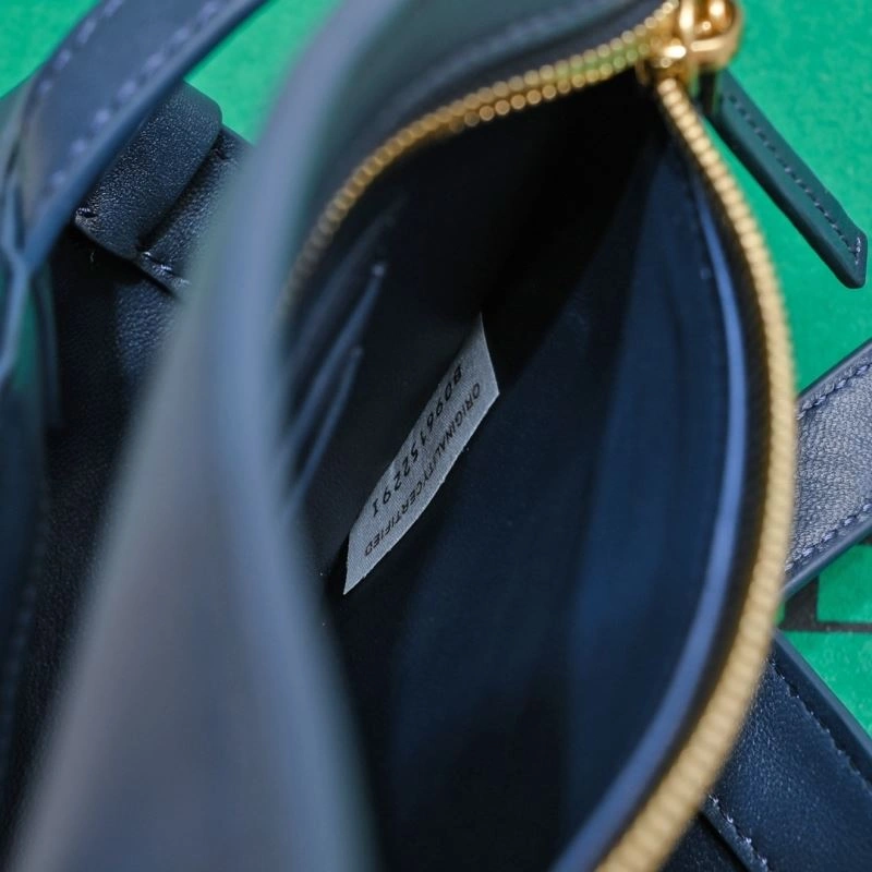 Discounted Bottega Veneta Shopping Bags