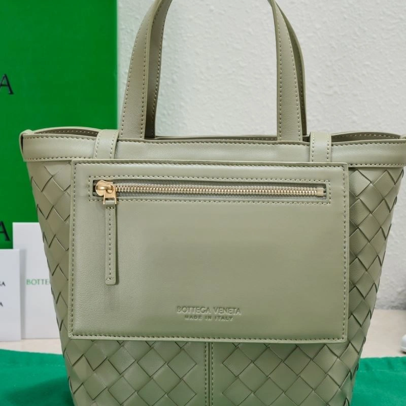 Top match Bottega Veneta Shopping Bags