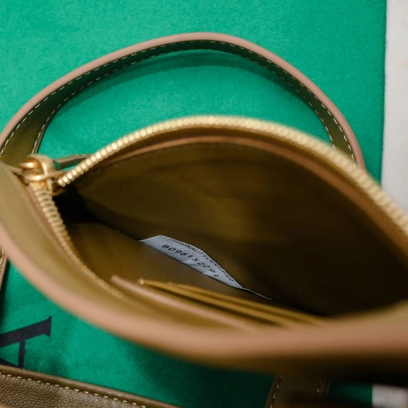 Low-cost Bottega Veneta Shopping Bags
