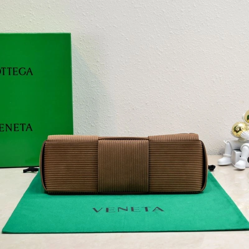Inexpensive Bottega Veneta Shopping Bags